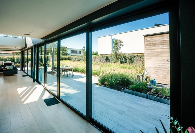 Ultraglide | Aliplast Aluminium Systems