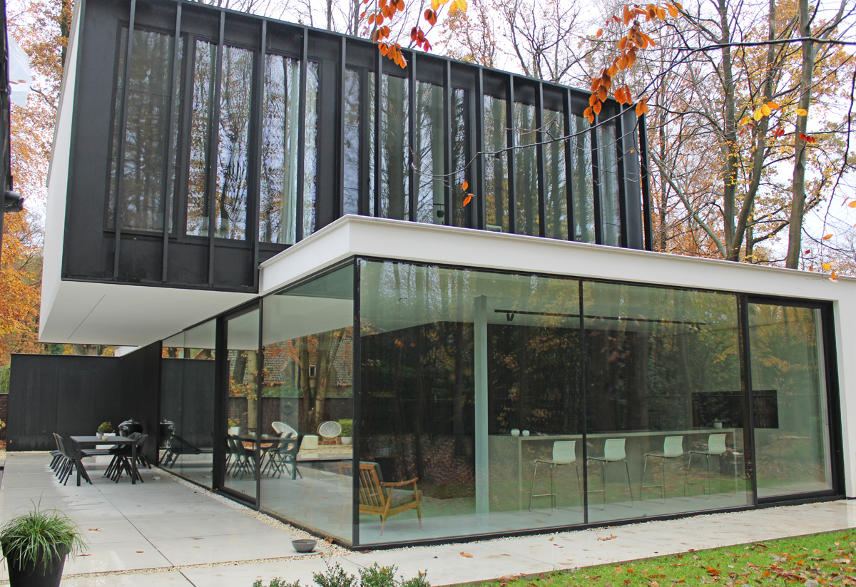 Ultraglide | Aliplast Aluminium Systems